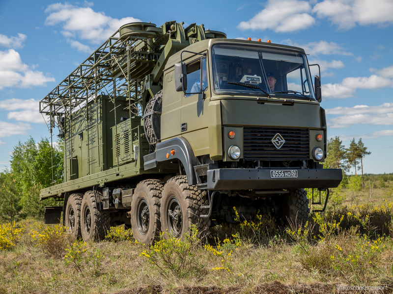 Russia unveils to the global market the new anti-stealth radar ...