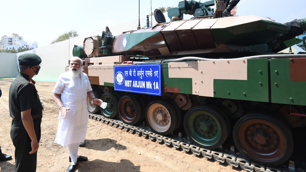 Prime Minister Hands over Arjun Main Battle Tank (MK-1A) to the Army ...