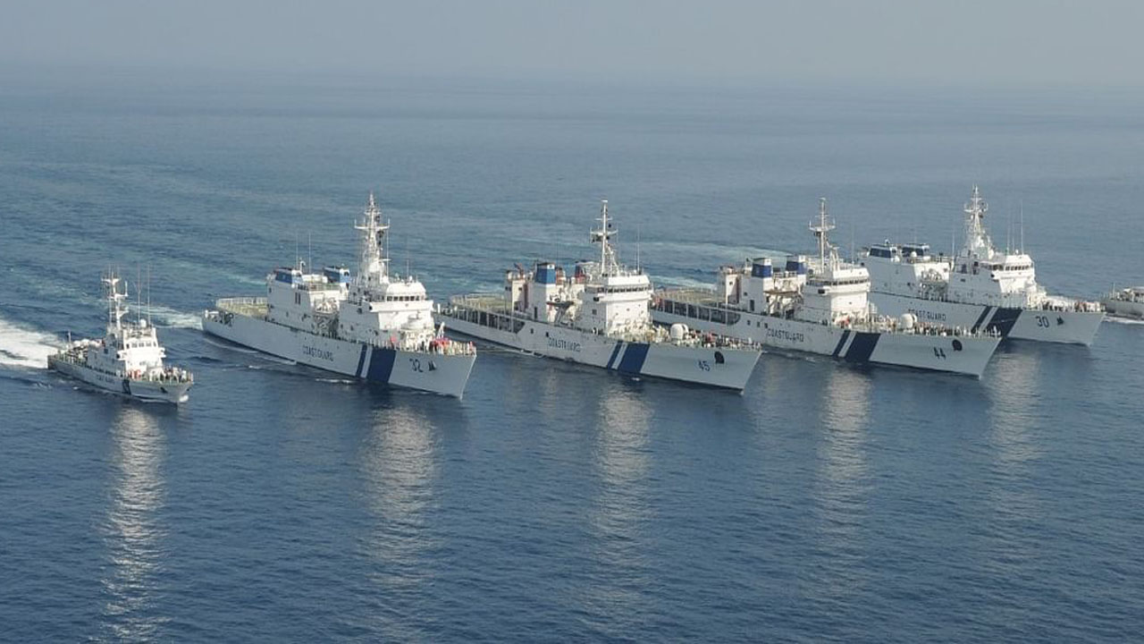 Indian Coast Guard Celebrates 45th Raising Day - Arabian Defence