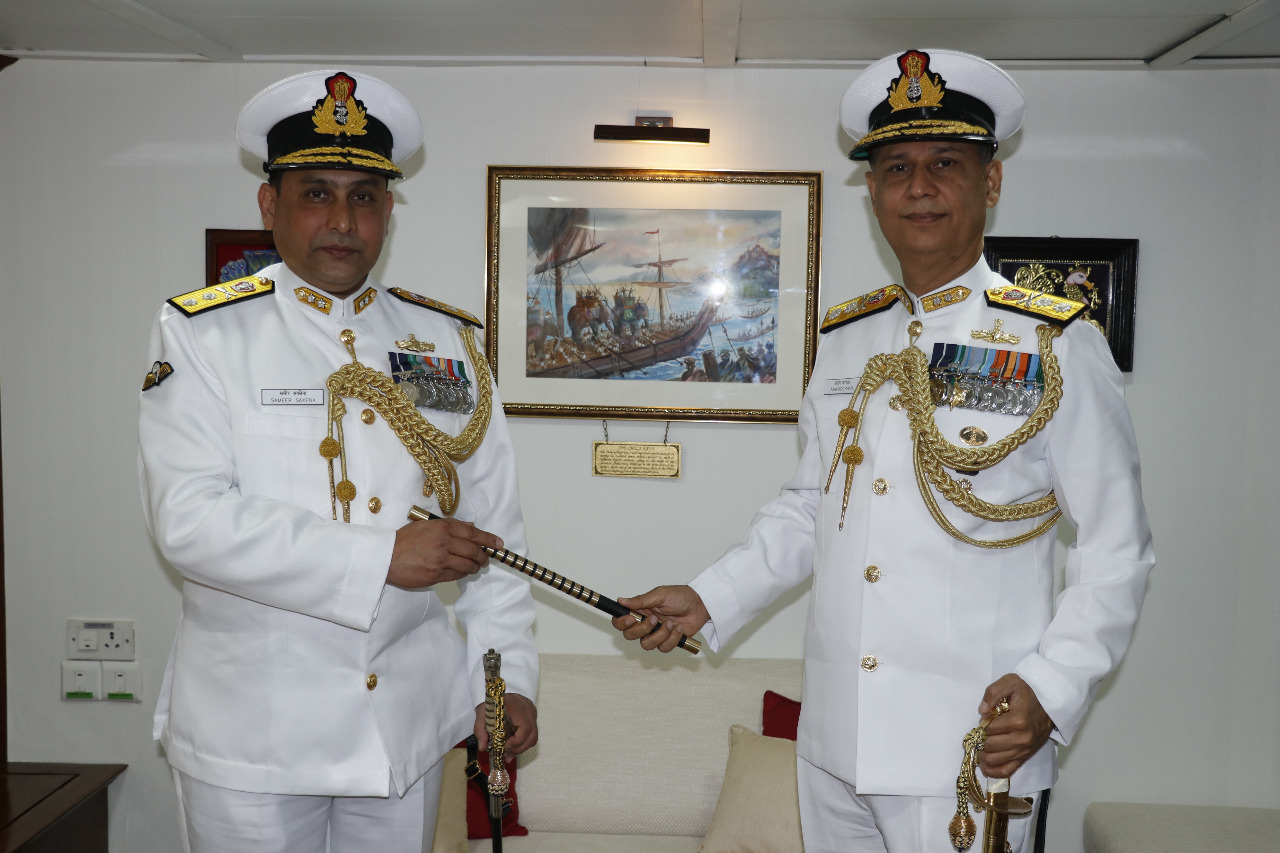 Rear Admiral Sameer Saxena takes over as Commander of Western Fleet ...