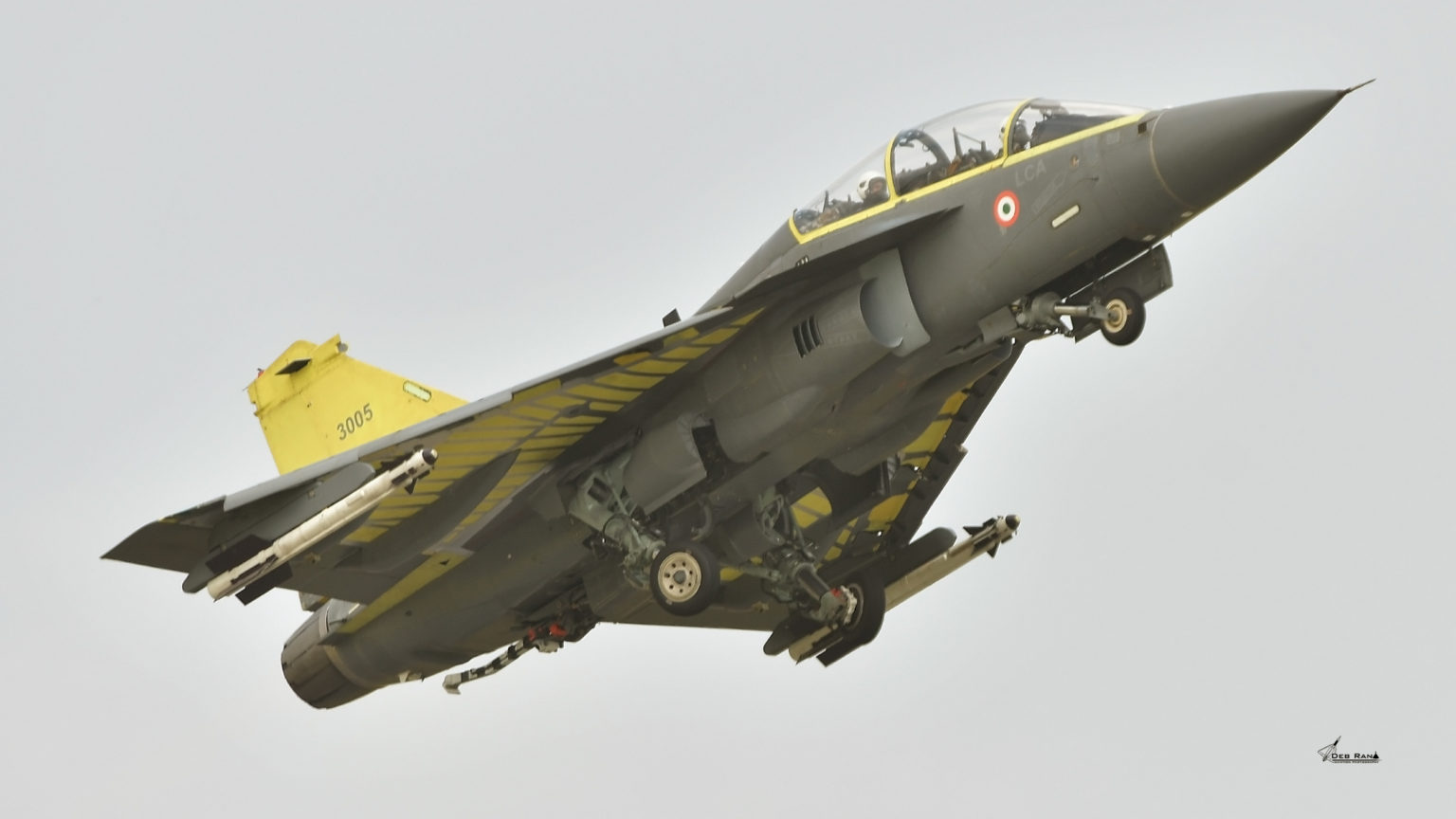 Maiden flight of India's LCA Navy Trainer Prototype aircraft NP5 ...