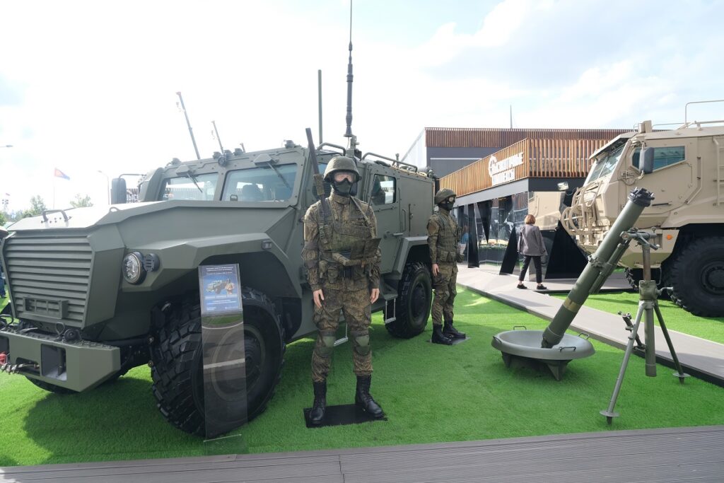 Russia Rolls Out New Artillery Reconnaissance & Command and Control ...