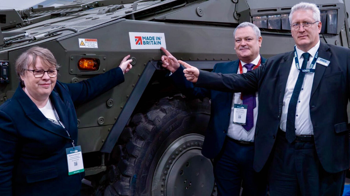 First British-Made Boxer Vehicle Unveiled at IAV Conference - Arabian ...