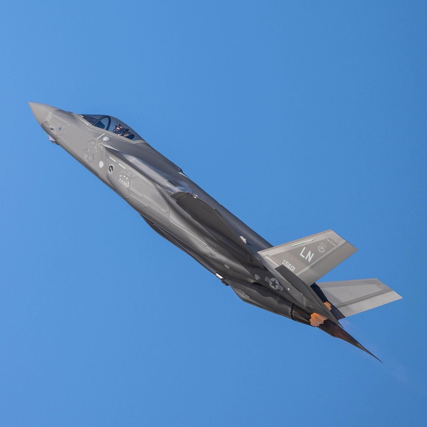 F-35 Global Fleet Dominates the Sky, Surpasses 1 Million Flight Hours ...