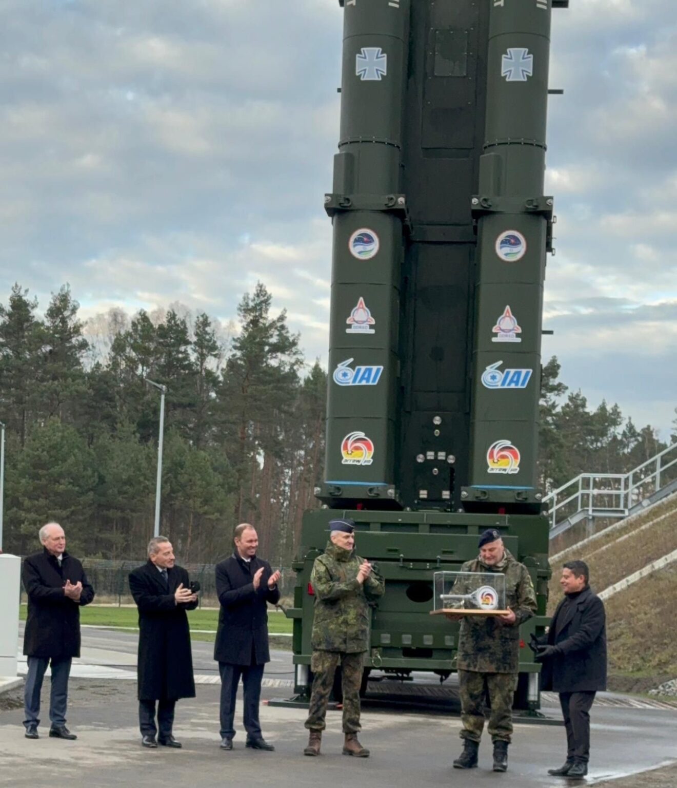 Israel Aerospace Industries Announces 3.1 billion USD Contract for ...